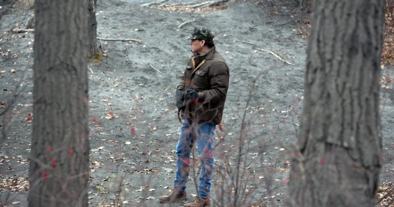 The Frozen Ground: What to Know About the True Story of Killer Robert ...